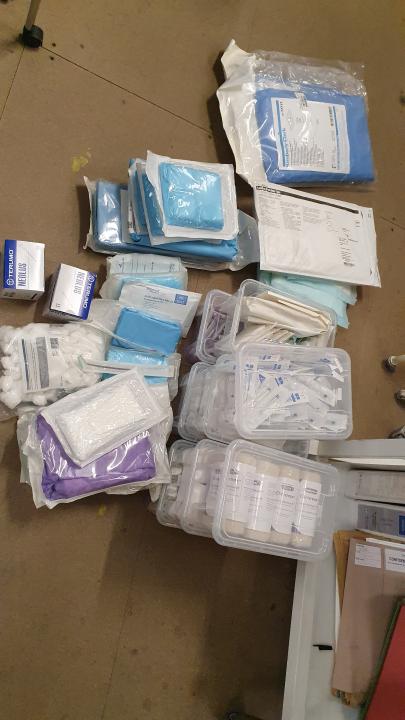 Dressed clear lin bins/ tubs | FILM MEDICAL