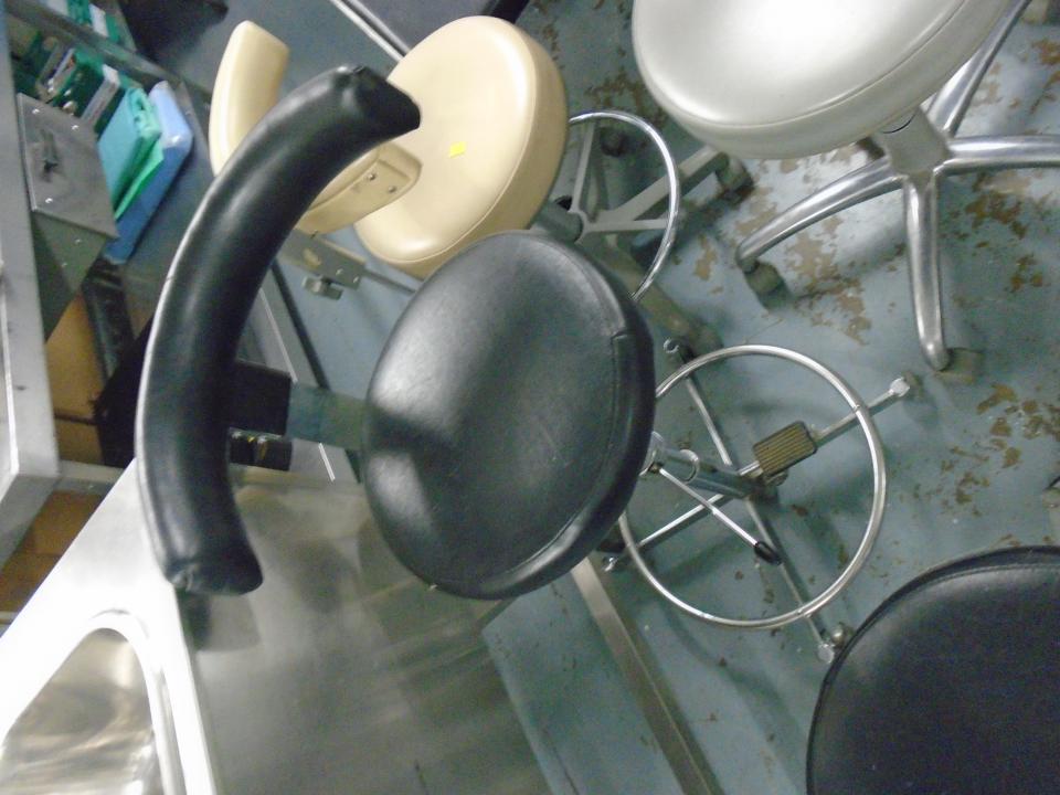 Black Stool | FILM MEDICAL