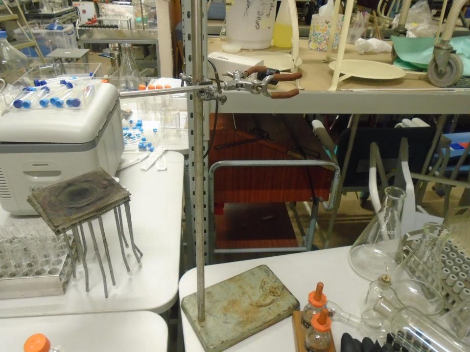 Retort Stand arm + clamp | FILM MEDICAL