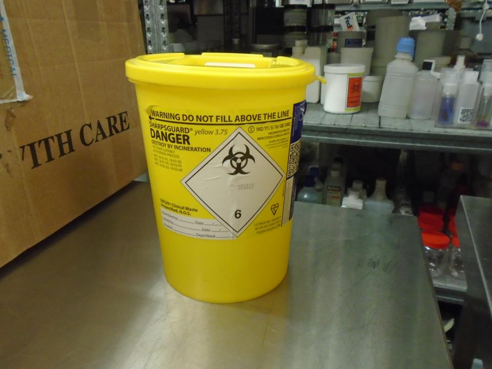 Sharps Bin Yellow | FILM MEDICAL