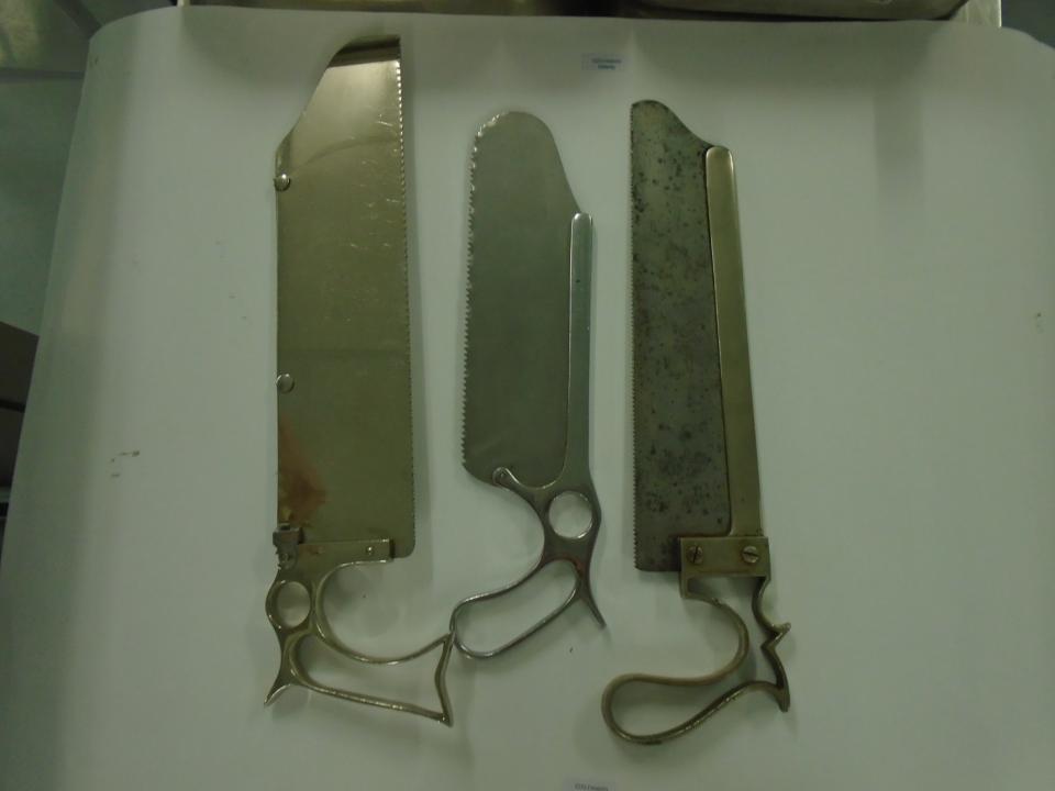 Bone Saws | FILM MEDICAL