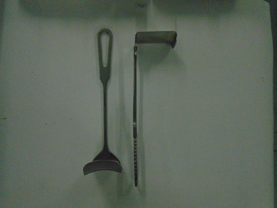 L Shaped Chest Spreaders | FILM MEDICAL