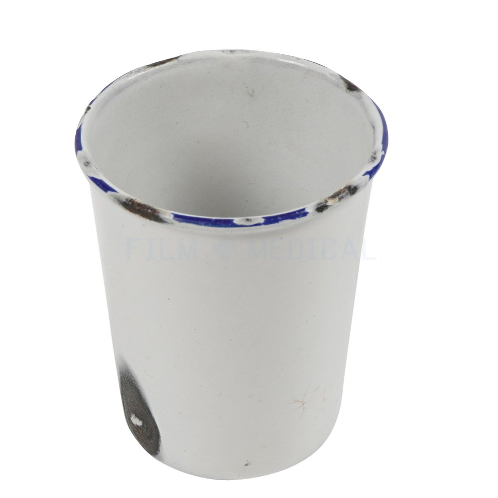 Small Enamel Liquid Vessel | FILM MEDICAL