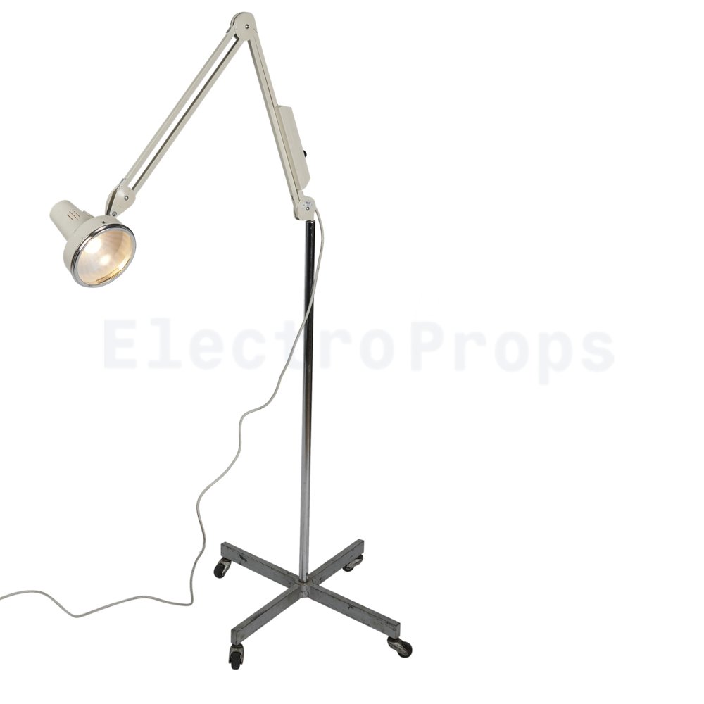 Cream Angle Poise Light | FILM MEDICAL