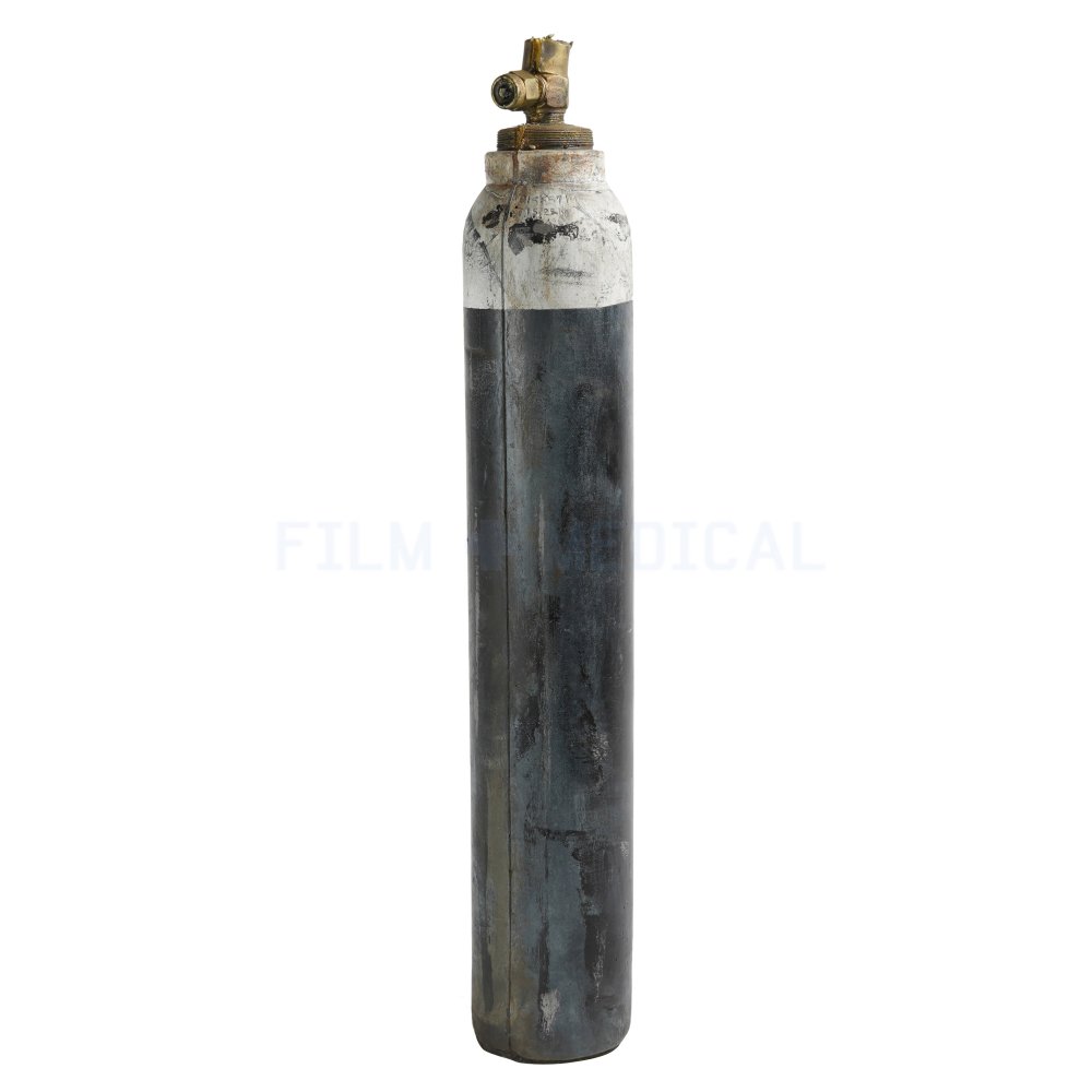Oxygen Tank Rubber Prop Make | FILM MEDICAL