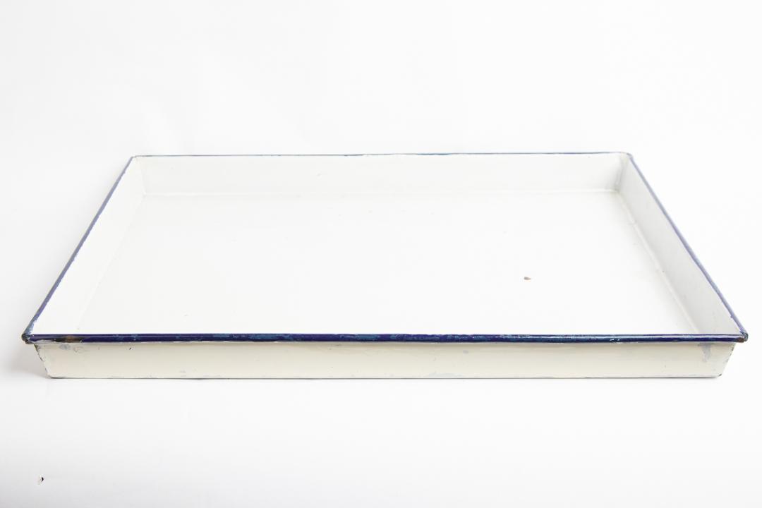 Laboratory Tray in Enamel Large | FILM MEDICAL