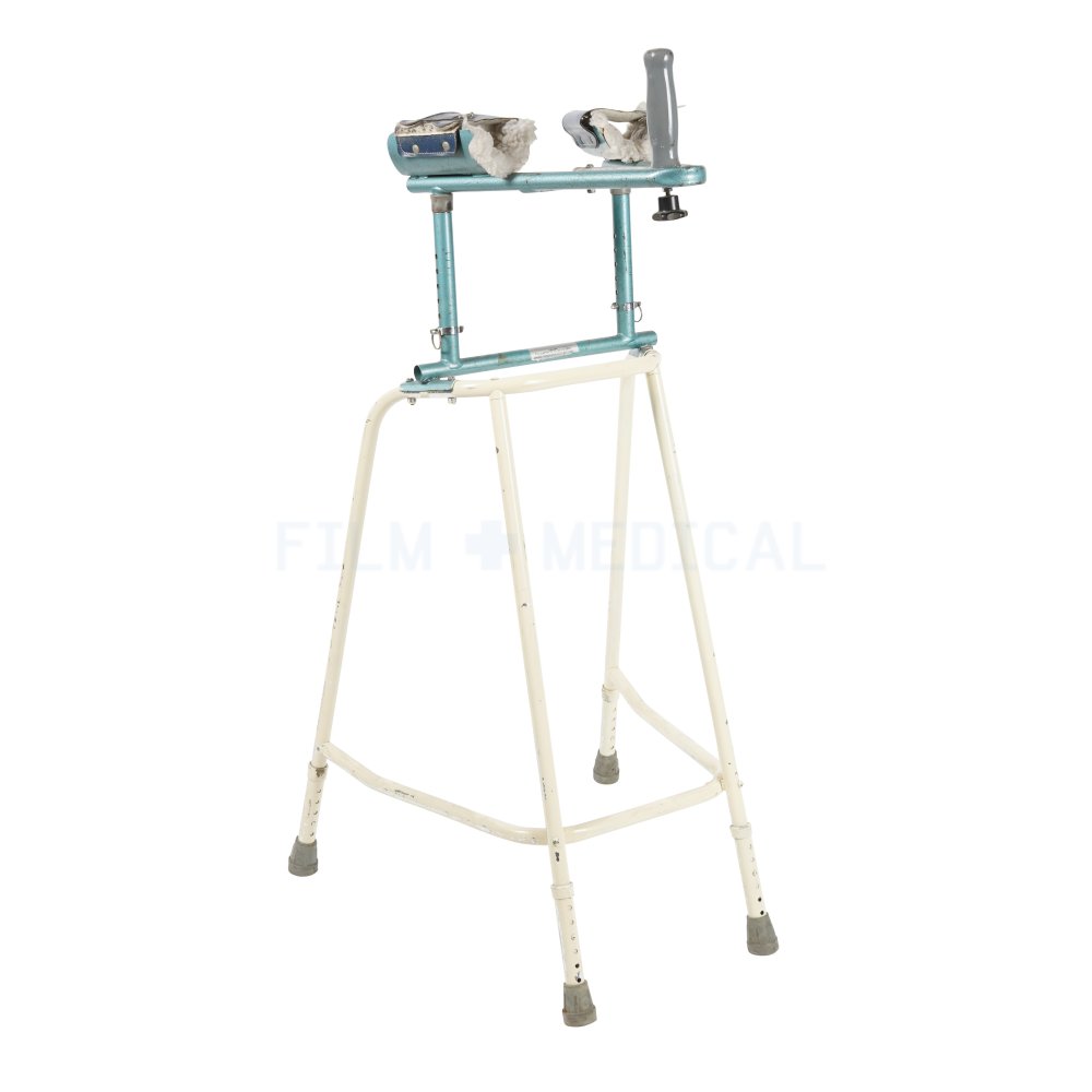 Period Zimmer Frame with Forearm Platforms | FILM MEDICAL