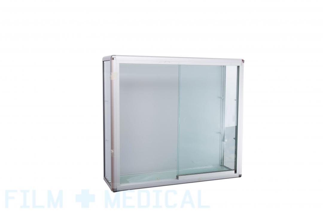 Glazed display cabinet | FILM MEDICAL