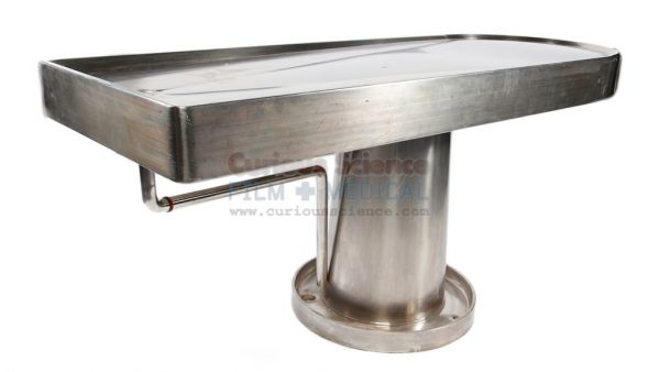 Homerton mortuary table With Hose | FILM MEDICAL