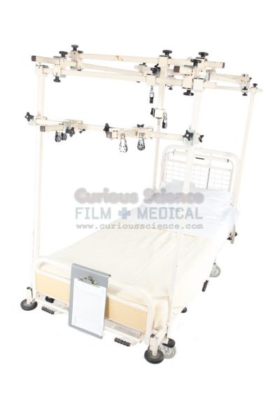 Traction Bed | FILM MEDICAL