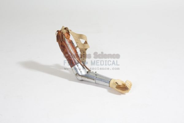 Artificial arm | FILM MEDICAL
