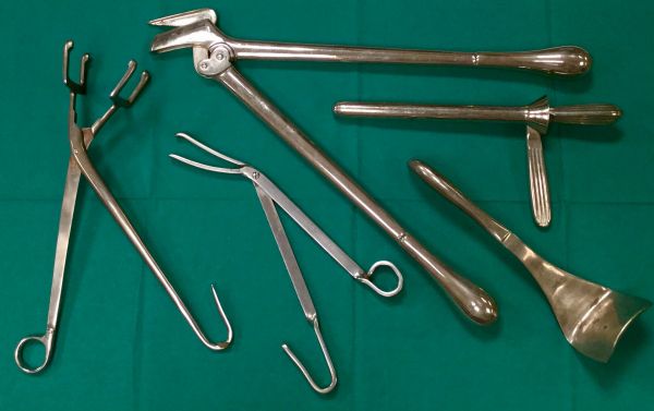 Large surgical instruments | FILM MEDICAL