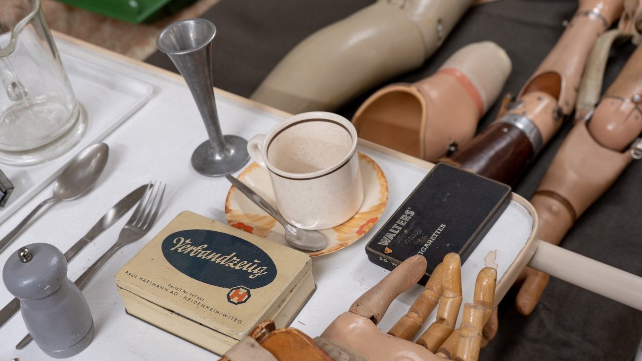 Medical and Scientific prop hire for Film and Television | FILM MEDICAL