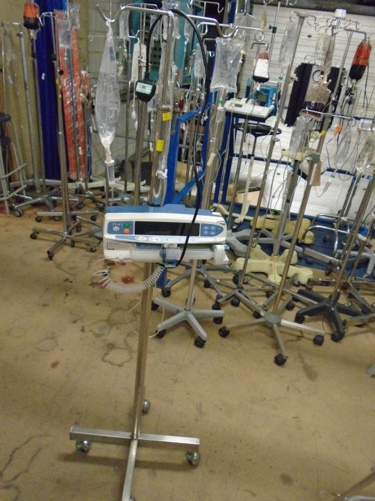 Syringe drive blue modern | FILM MEDICAL