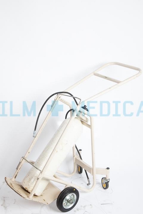 Oxygen Tank & Trolley | FILM MEDICAL