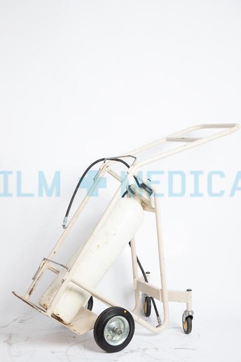 Oxygen Tank & Trolley | FILM MEDICAL