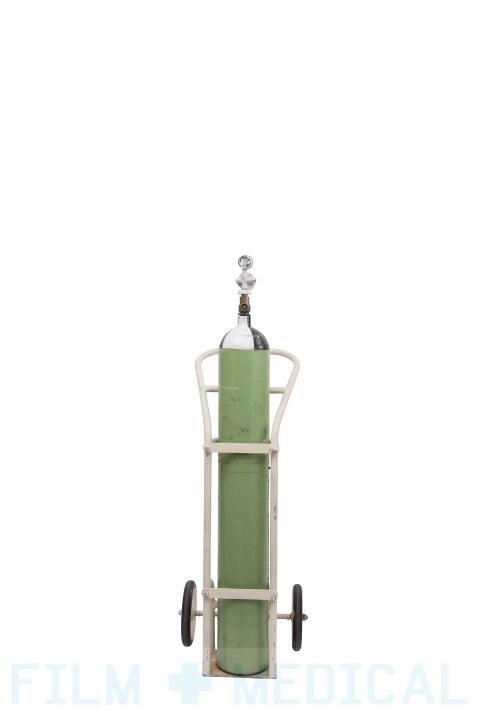 Large Green oxygen tank | FILM MEDICAL